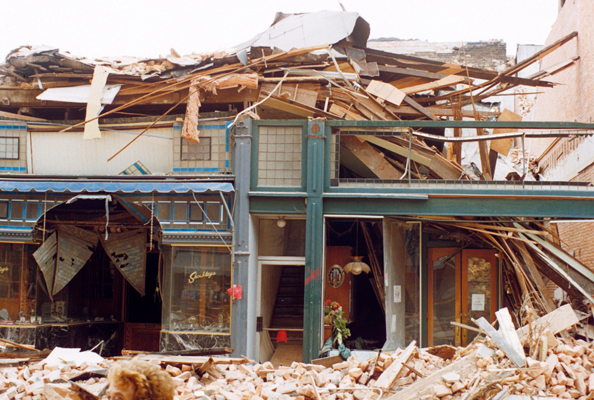 25 Things That Happened 25 Years Ago - Cruzio Internet